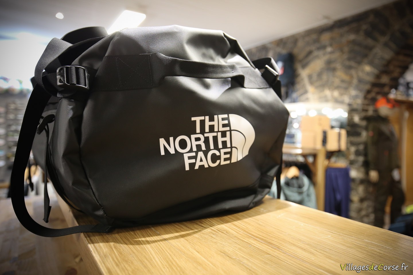 Boutique Omnisports à Corte - Sportswear, montagne et randonnée ...